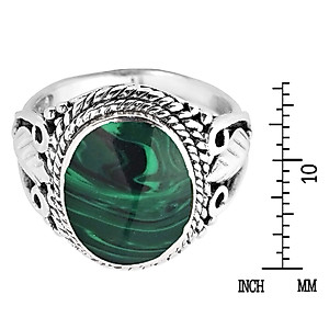 AeraVida Vintage Inspired Round Green Malachite Nature .925 Sterling Silver Ring, Size 11 | Elegant Handmade Women's | Statement Jewelry