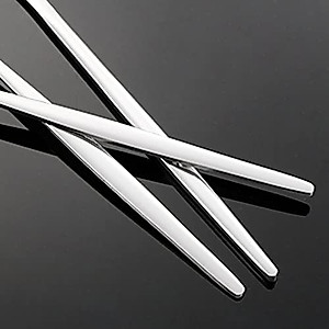 12pcs Tableware Set, 410 Stainless Steel Flatware Set Spoons Knives Forks with Comfortable Long Handle, Elegant Minimalist Appearance Cutlery Set for Picnics Camping Travel (silver)