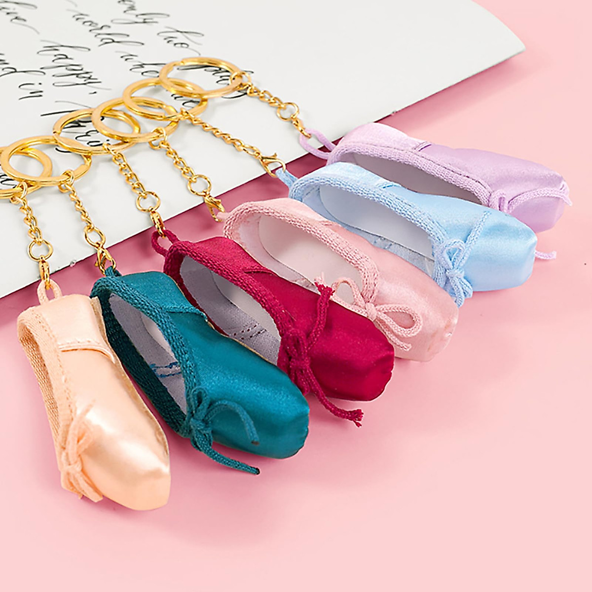 BIBABLYKE Mini Ballet Shoes Keychain Pointe Shoes Keyrings Handmade Pointe Shoe Charm Bag Penddant Gift for Dance Lovers