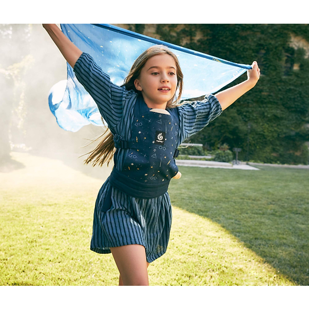 Ergobaby Original Harry Potter Baby Doll Carrier, Lumos Maxima (DCALUMOS)