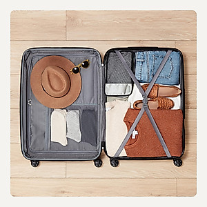 Amazon Basics 30-Inch Hardside Spinner, Black