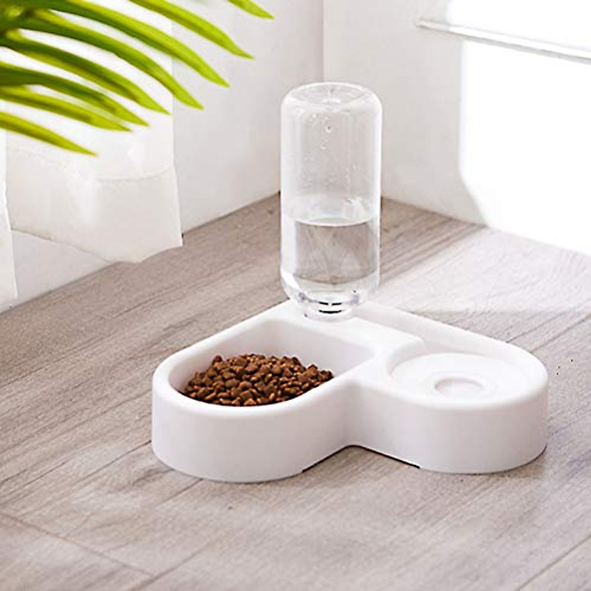 Creative Corner Shape Pet Feeder Bowl Plastic Double Bowls with 500ml Automatic Water Dispenser Bottle Anti- Slid Feeder Household Pet Supplies ( White )