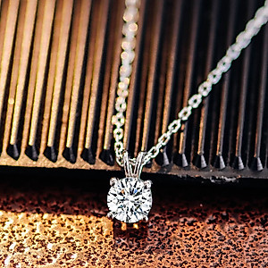 ZYI Moissanite necklaces for women Lab Created Diamond Round Moissanite Pendant Solitaire Necklace Chain Adjustable 18K WhiteGold Plated Sterling Silver Necklace Gift for Mother Wife