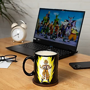 Fundom Super Saiyan Goku 16 oz. Heat Reactive Ceramic Coffee Mug