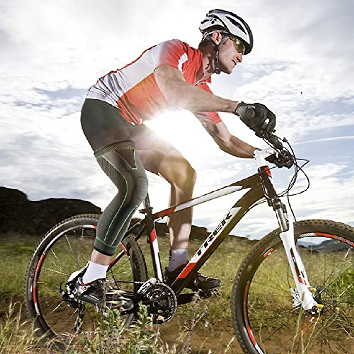 2 Pack Knee Brace, Knee Compression Sleeve Support for Knee Pain, Running, Work Out, Gym, Hiking, Arthritis, ACL, PCL, Joint Pain Relief, Meniscus Tear, Injury Recovery, Sports—Unisex,Universal Size