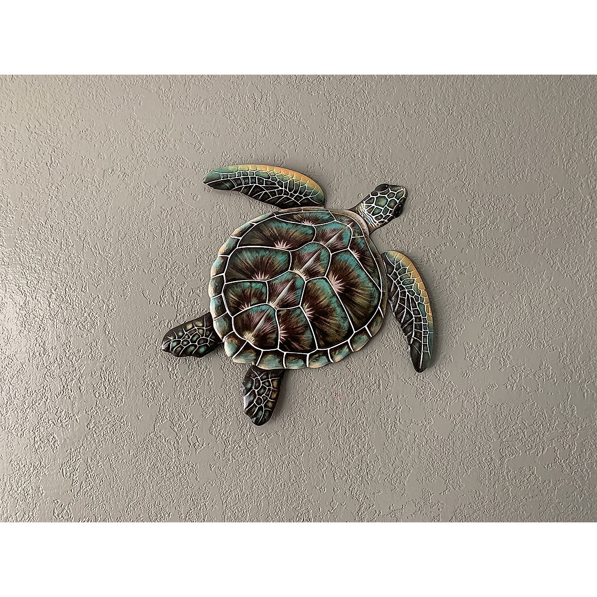 GSC Metal Sea Turtle Green Decor Indoor Outdoor Wall Art Plaque Sculpture Mount for Inside Home Living Room Bedroom Bathroom Kitchen Or Outside Patio Fence Porch, 17 X 17 inches