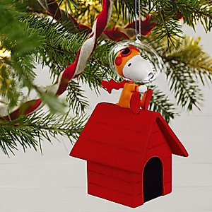 Hallmark Keepsake Peanuts Snoopy Astronaut Ornament, 2019 Keepsake, Peanuts Gang Christmas Decorations