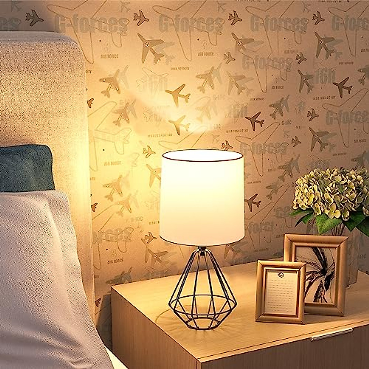 GGOYING Set of 2 Table Lamp, Modern Bedside Lamp with Simple Black Metal Base, White Fabric Shade for Nightstand Bedroom Living Room Office Working Reading (Bulb not Included)