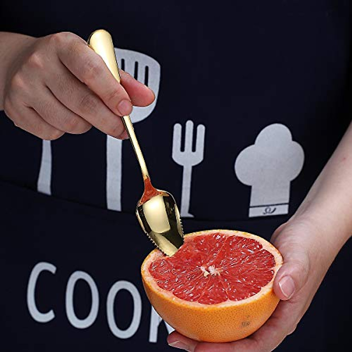 Gold Grapefruit Spoons 5 Pieces Set, 4 Stainless Steel Grapefruit Spoon And 1 Grapefruit knife With Titanium Plating, Grapefruit Utensil Set, Serrated Edges Spoon pack of 5 (Gold)