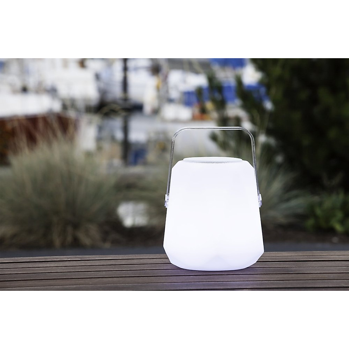 Mooni Diamond Speaker Lantern - Indoor/Outdoor Wireless Bluetooth Speaker and 7 Color LED Lantern with 5 Light Modes (31972)