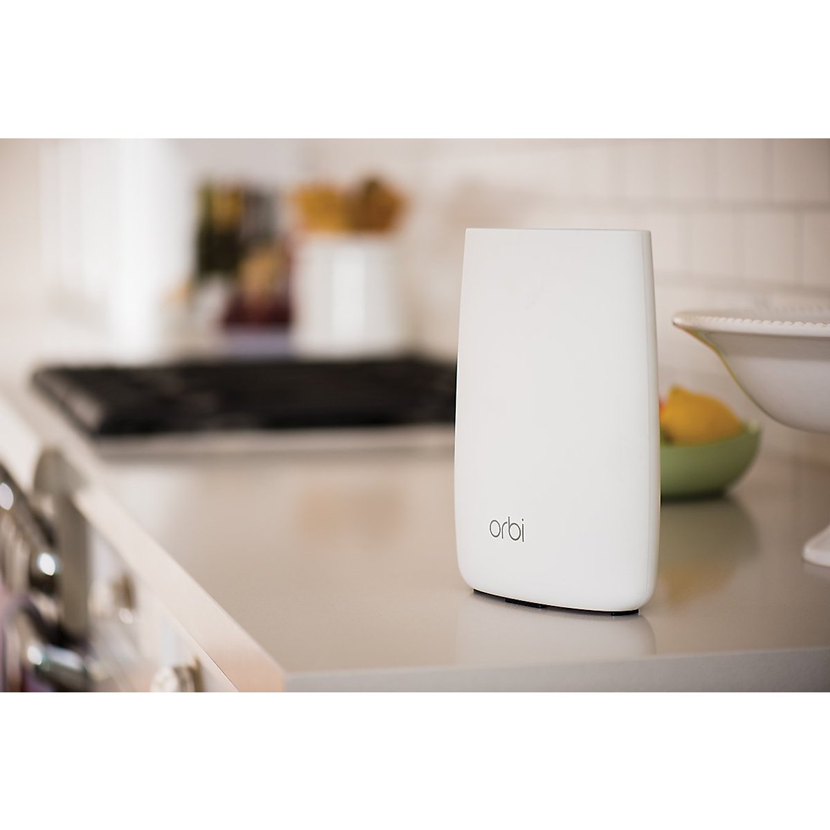 NETGEAR Orbi Router Whole Home Mesh WiFi System - Tri-band WiFi Router. Up to 2,500sqft of WiFi Coverage, AC3000 (RBR50) (Renewed)