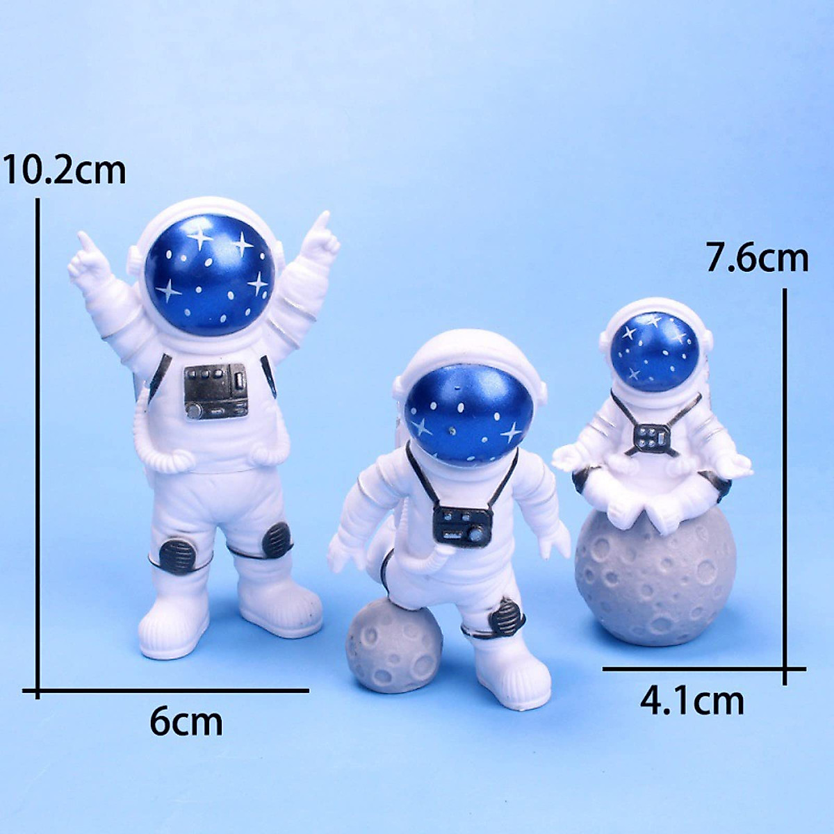 LUOZZY 3Pcs Astronaut Figurines Cake Topper Outer Space Cake Decoration Spaceman Model Display Miniature Astronaut Toys Set (Star)