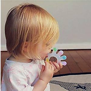 haakaa Palm Teether - Super Soft Silicone Baby Soothing Teether Pacifier, Teething Toys for 3M+ Babies, 0-6, 6-12 Months, BPA Free (1 Pack) Multicolor