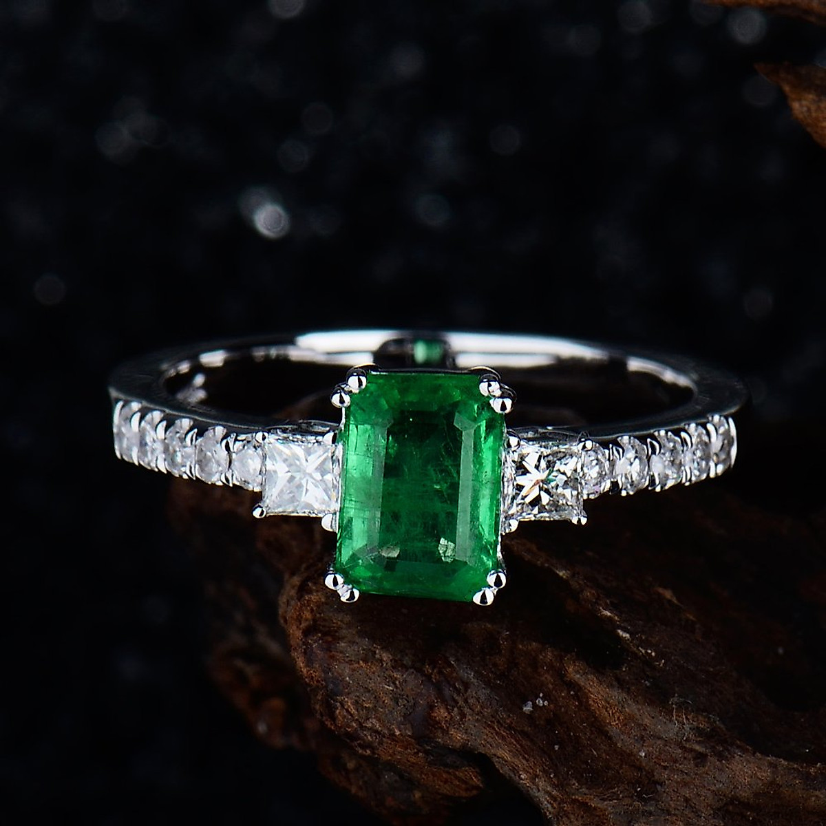 Lanmi Solid 14K White Gold Natural Green Emerald Rings Engagement Wedding Diamond Band for Women Promotion