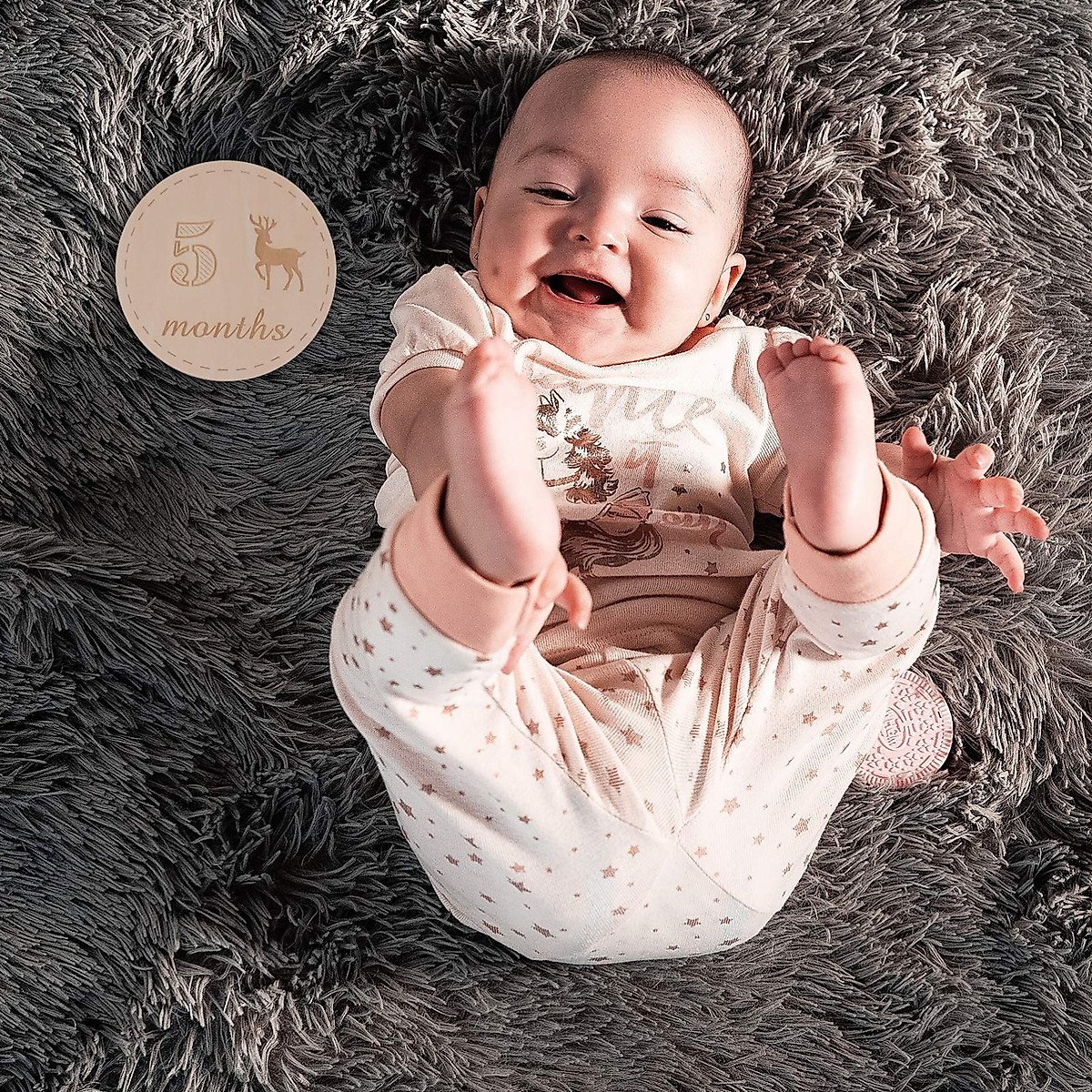 VALICLUD 12pcs Baby Monthly Cards Wooden Discs Milestone Cards Baby First Year Growth Photography Picture Commemoration Props