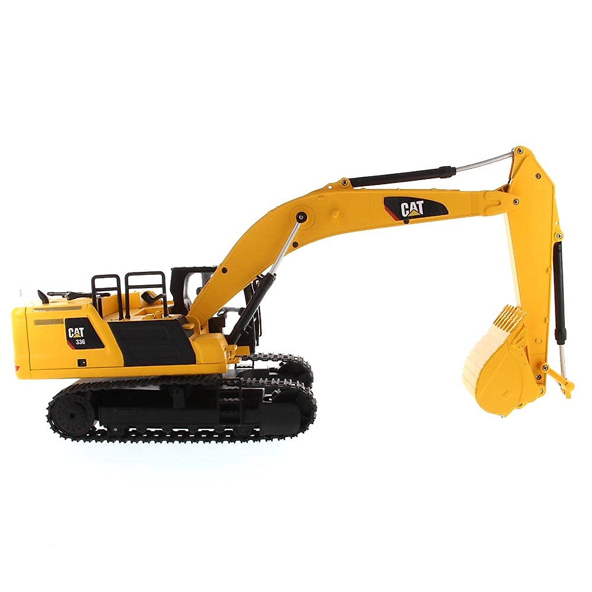 1:24 Radio Control Caterpillar 336 Excavator – Radio Control Series by Diecast Masters – 25005