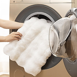 Ashler Faux Rabbit Fur Rug, White 5x7 FT Fluffy Soft Area Rug, Rectangle Fuzzy Carpet for Living Room, Bedroom, Machine Washable Shaggy Nursery Rug - 3D Bubble Rug