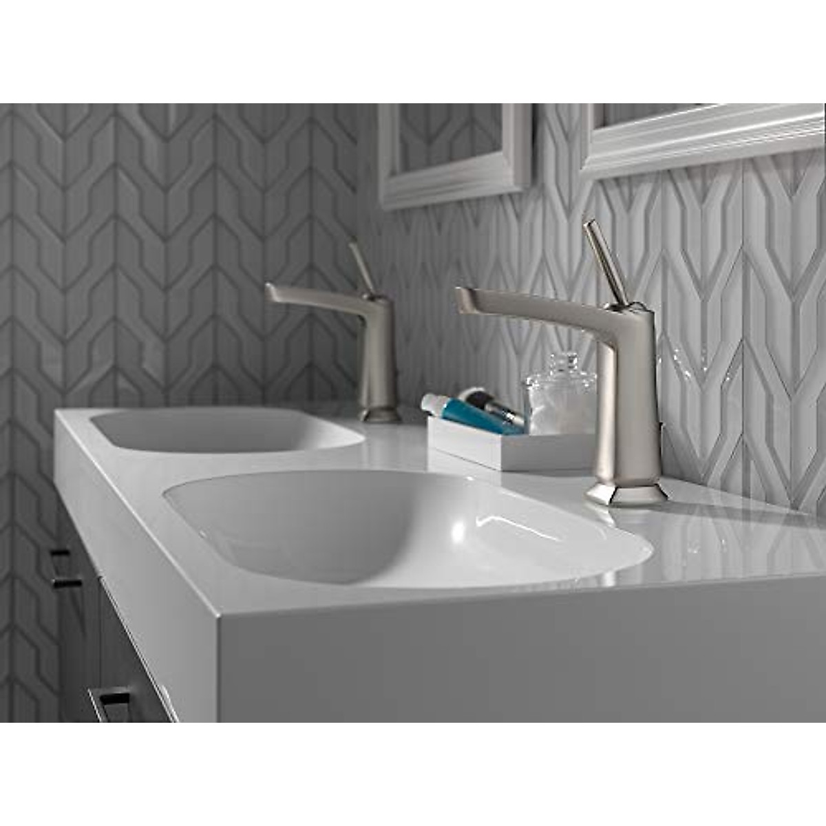Delta Faucet Vesna Single Hole Bathroom Faucet Brushed Nickel, Single Handle, Drain Assembly, Worry-Free Drain Catch, SpotShield Brushed Nickel 15989LF-SP