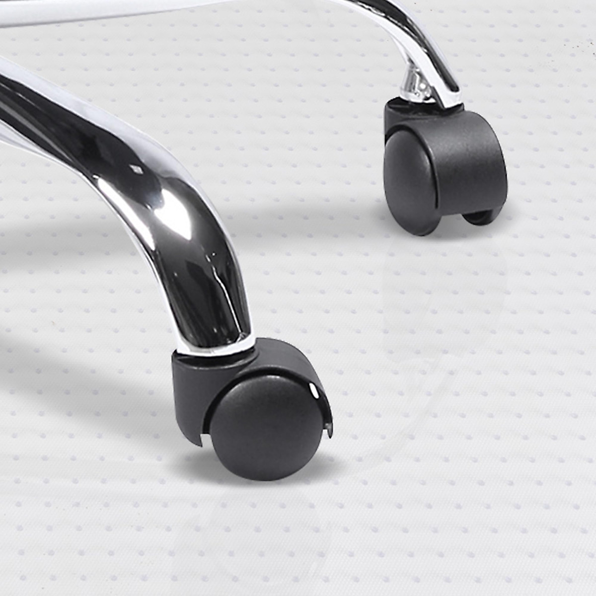 Resilia Office Desk Chair Mat with Lip - for Low Pile Carpet (with Grippers) Clear, 36 Inches x 48 Inches, Made in The USA