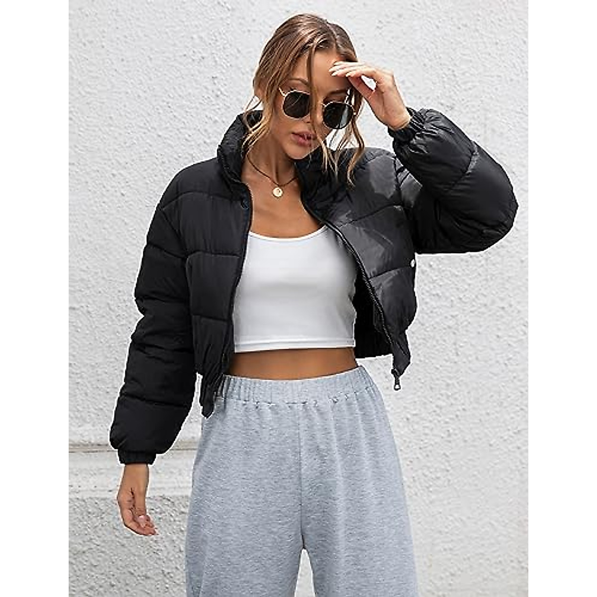 Gihuo Womens Cropped Quilted Puffer Jacket Lightweight Padded Coat Warm Puffy Coat Zip UP Bubble Coats with Pockets(Black-S)