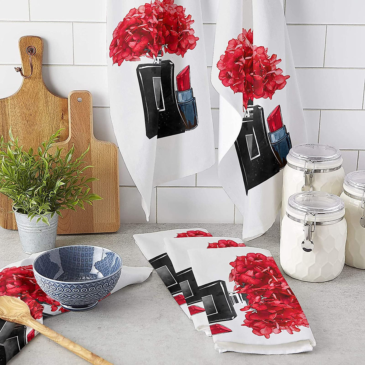 HELLOWINK Vintage Flower Perfume Bottle Microfiber Kitchen Towels with Hanging Loop, Super Absorbent&Machine Washable Dish Towels Hand Towels for Home Kitchen Bars, 18 x 28 Inches, Farmhouse Lipstick
