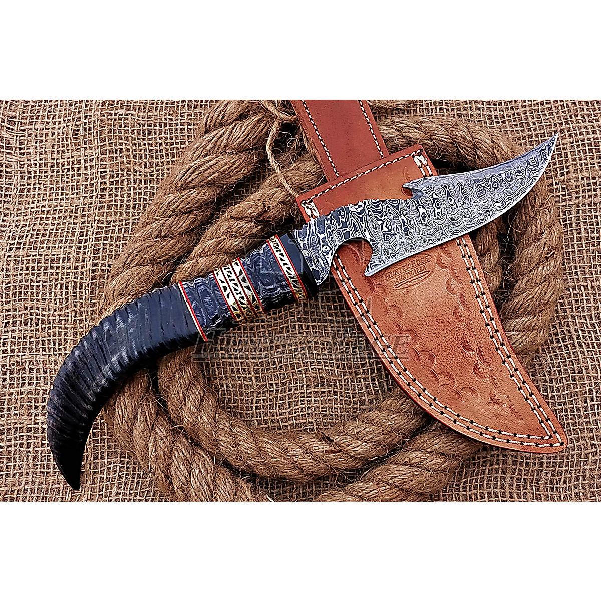 HUNTEX Unique Custom Handmade Hand Forged Ladder Pattern Damascus Steel 12.5 Inch Long Full Tang Buffalo Horn Handle Razor Sharp Hunting Camping Hunter's Gut Hook Knife with Genuine Leather Sheath