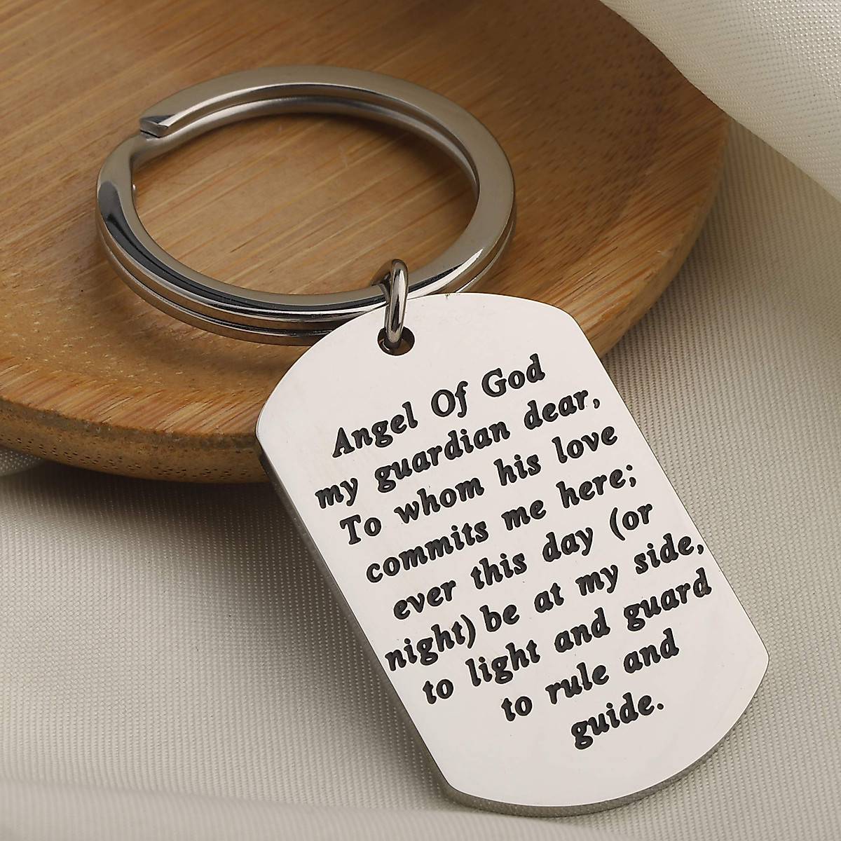BEKECH Guardian Angel Keychain Angel of God My Guardian Dear Prayer Dog Tag Pendant Keychain Guardian Angel Protect Traveller Gift Religious Baptism Gift (silver)