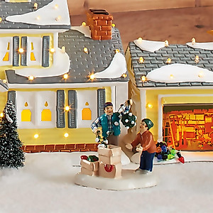 Department 56 Snow Christmas Vacation Clark and Rusty Figurine Village Accessory, Multicolored