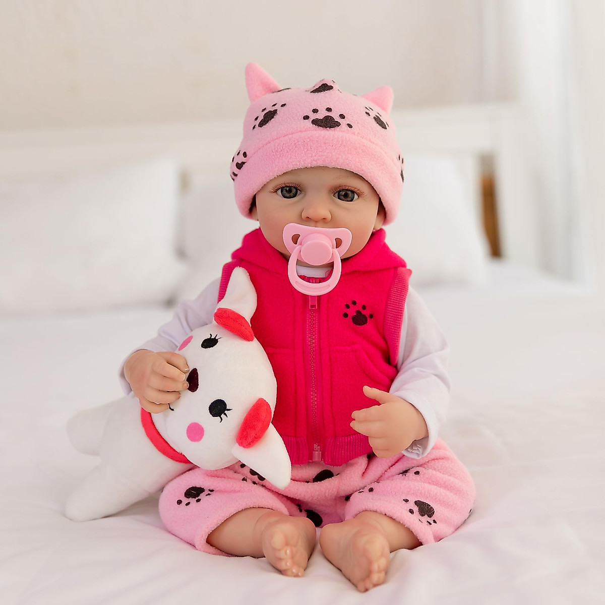 DAYOFF KIDS Realistic Reborn Baby Dolls,18 Inch Lifelike Newborn Baby Doll Real Life Baby Dolls Soft Weighted Reborn Doll Christmas or Birthday Gift Toys for 3+ Years (Girl)