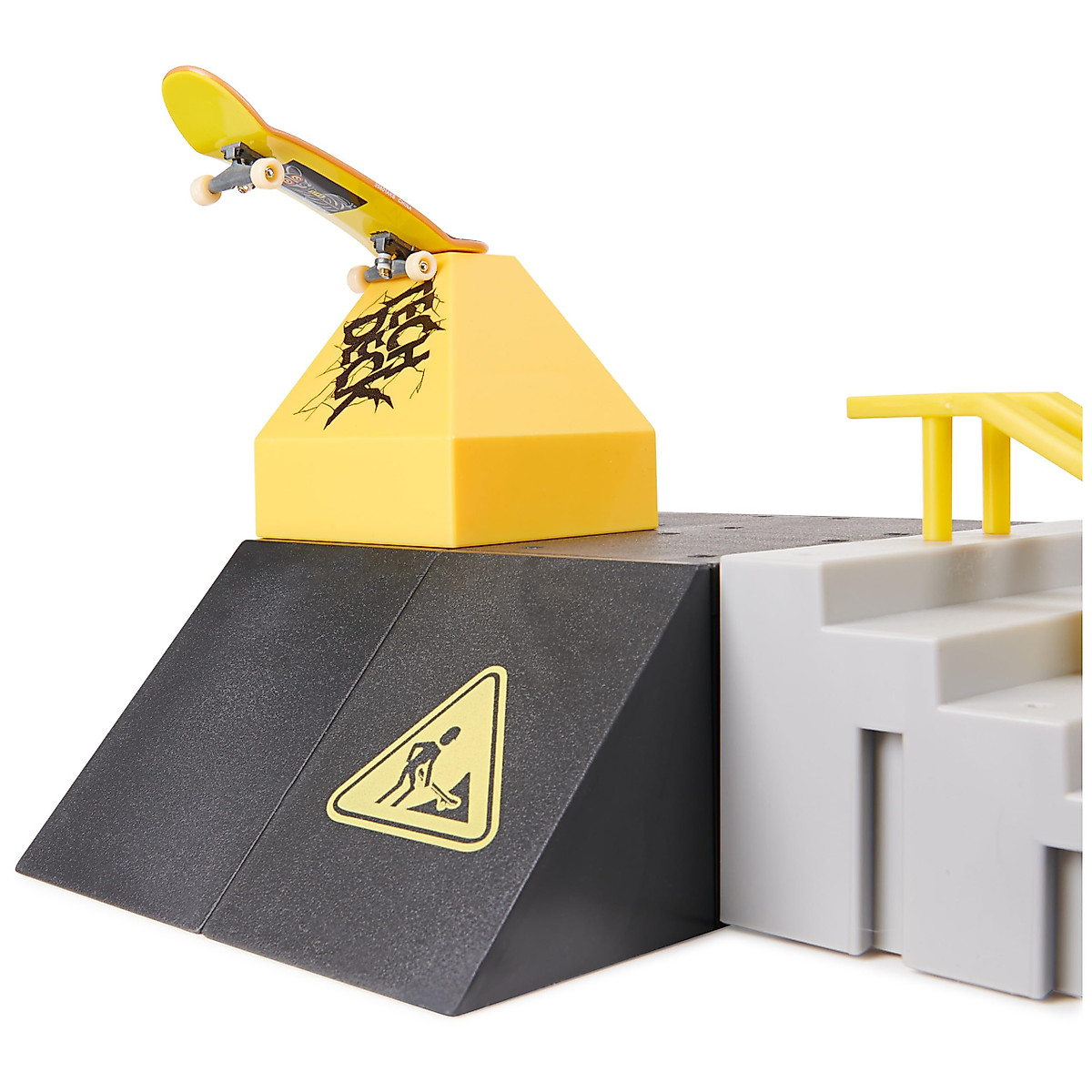 TECH DECK, Pyramid Shredder, X-Connect Park Creator, Customizable and Buildable Ramp Set with Exclusive Fingerboard, Kids Toy for Ages 6 and up