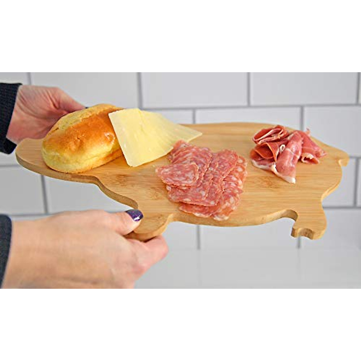 HOME-X Pig-Shaped Bamboo Reversible Cutting Board and Serving Tray, Cheese Board, Kitchen Tray, or Fruit Platter-Natural Color-15 5/8" x 9 1/2" x 5/8"