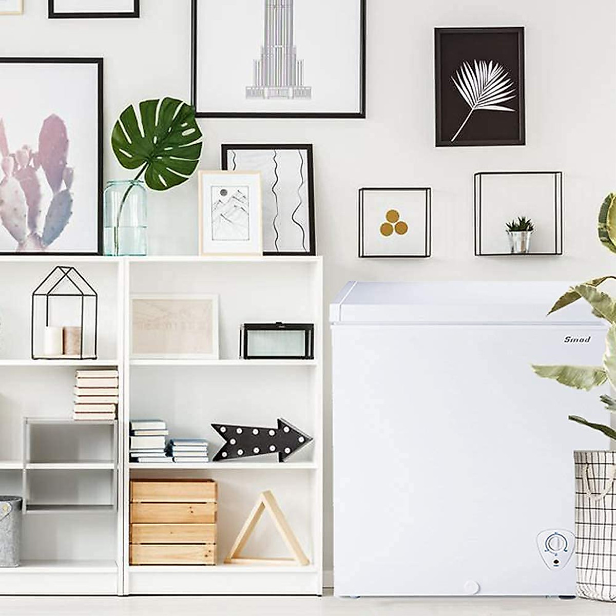 Smad 5.0 Cu Ft Chest Freezer with Removable Basket Free Standing Compact Freezer with Adjustable Temperature Top Open Door Deep Freezer Ideal for Apartment Garage Basement Office RV and Kitchen, White