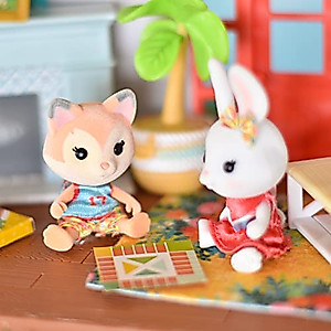 Honey Bee Acres Cozy Living Room Décor – 28 Pieces Accessory Set | Colorful Farmhouse Doll Furniture | Pretend Play Toys for Kids - Sunny Days Entertainment