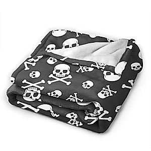 JASMODER Skull and Crossbones Blankets & Throws Soft Microfiber Cozy Warm Throw Blanket for Couch Bedroom Living Room