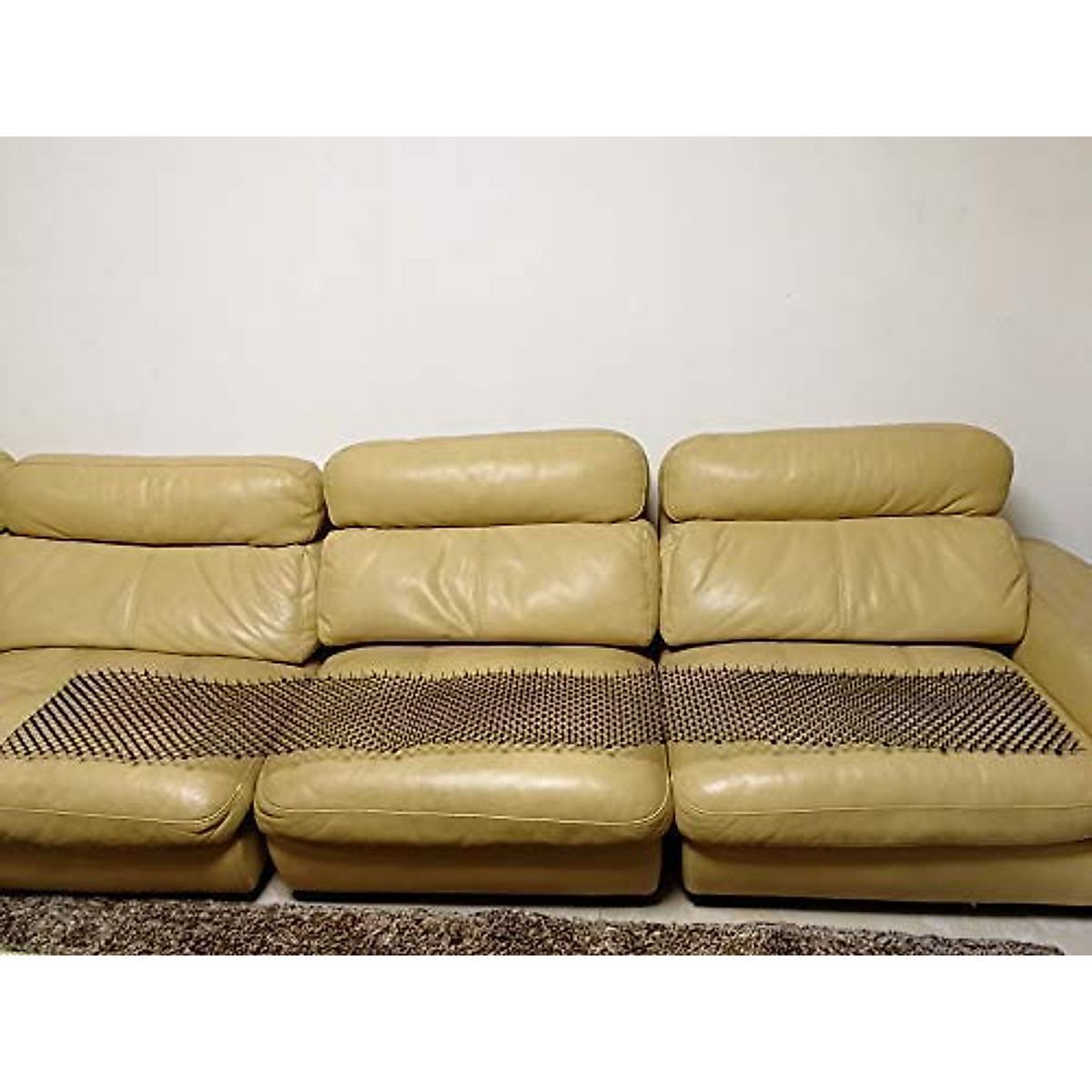 P.C Repellent Cat Scat Mat Plastic Spike Keep cat away 6.5' Black 1pcs