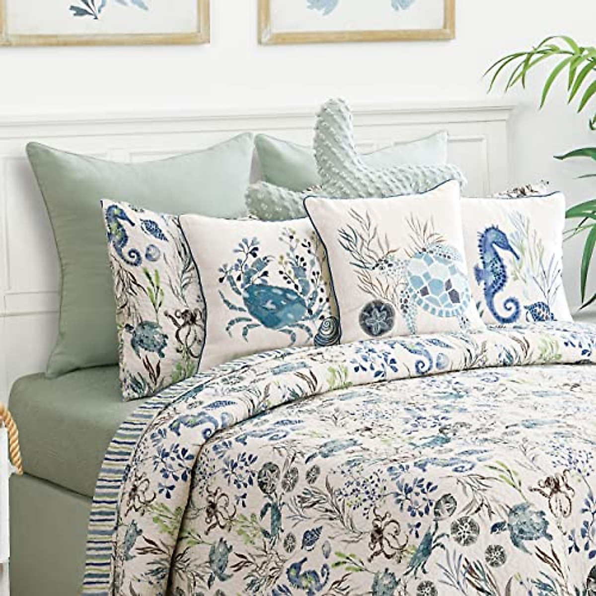 C&F Home C842983316B Turtle Crescent Bay Pillow 18 Inches Square 18" x 18" White