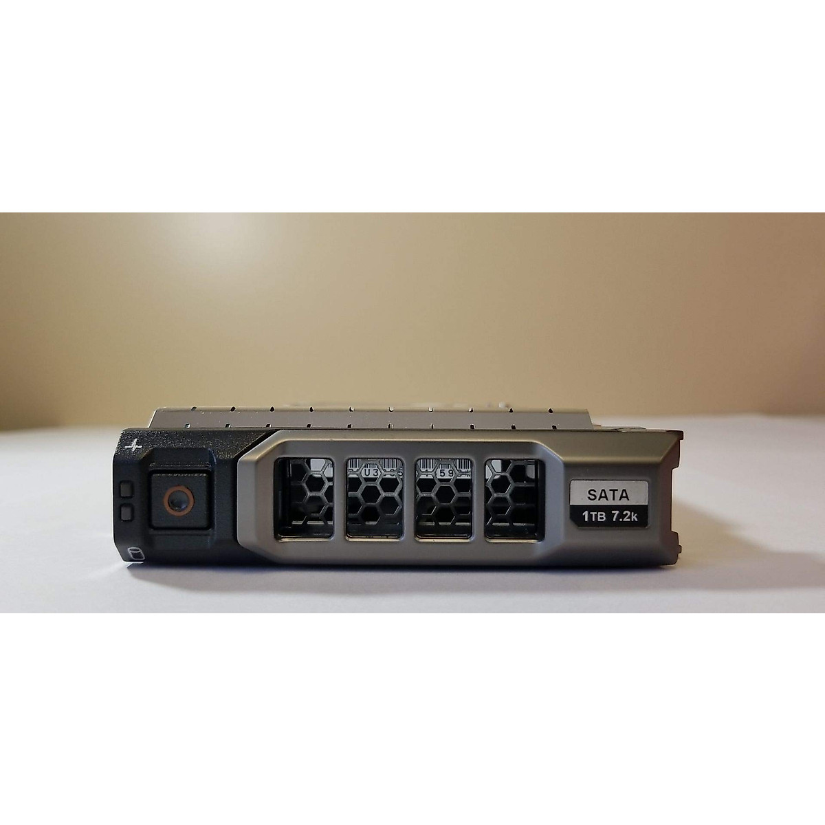 Toshiba 1TB HDD 7.2K RPM 3.5" 6Gb/s SATA Hard Disk Drive Model: MG03ACA100 DP/N: 3C46W