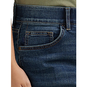 Lee Women's Plus Size Flex Motion Regular Fit 5 Pocket Capri Jean, Bewitched, 14 W