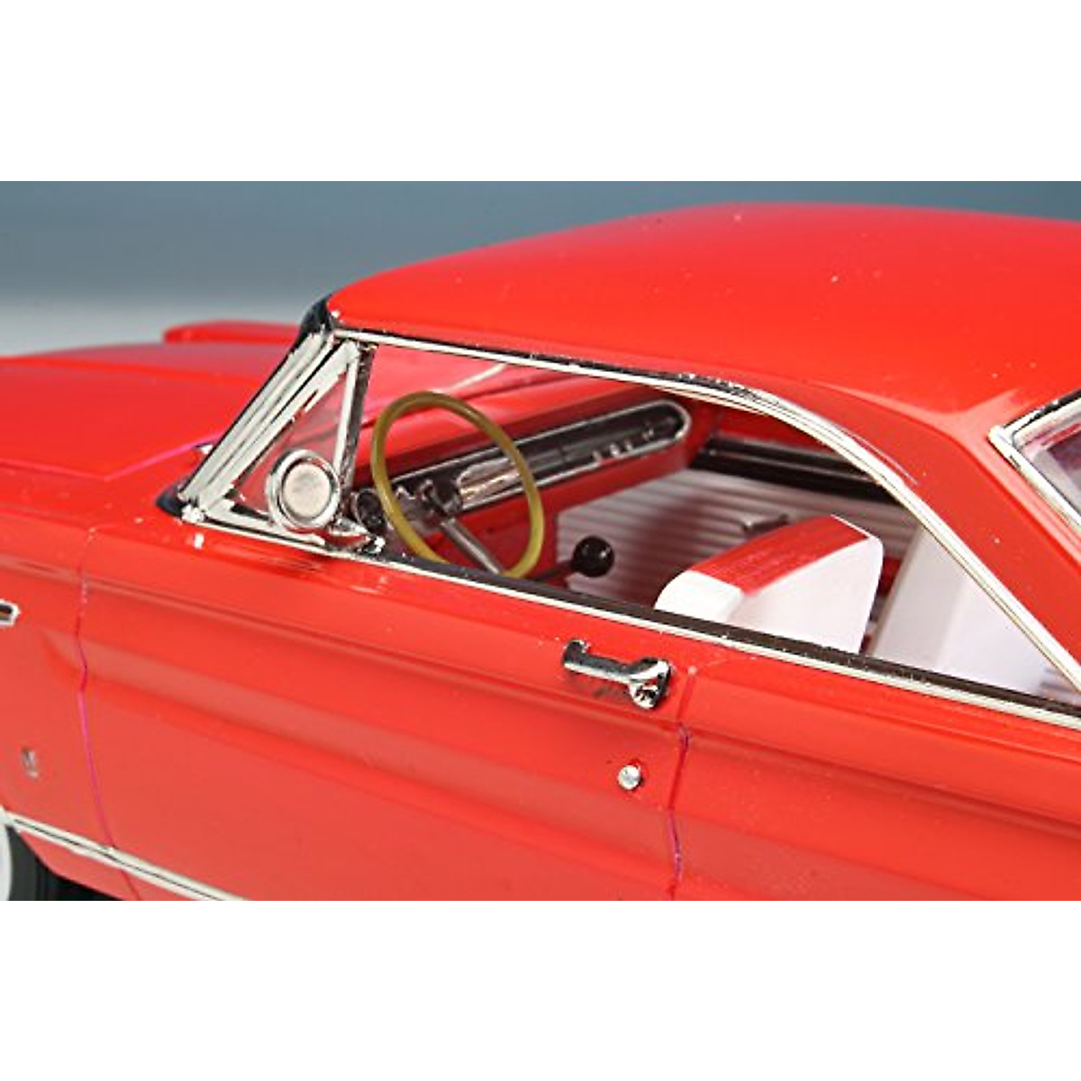 Moebius Models MOE1210 1965 1/25 Mercury Comet Cyclone
