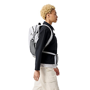 Arc'teryx Mantis 16 Backpack | Sleek Compact 16L Daypack | Relic/Bitters, One Size