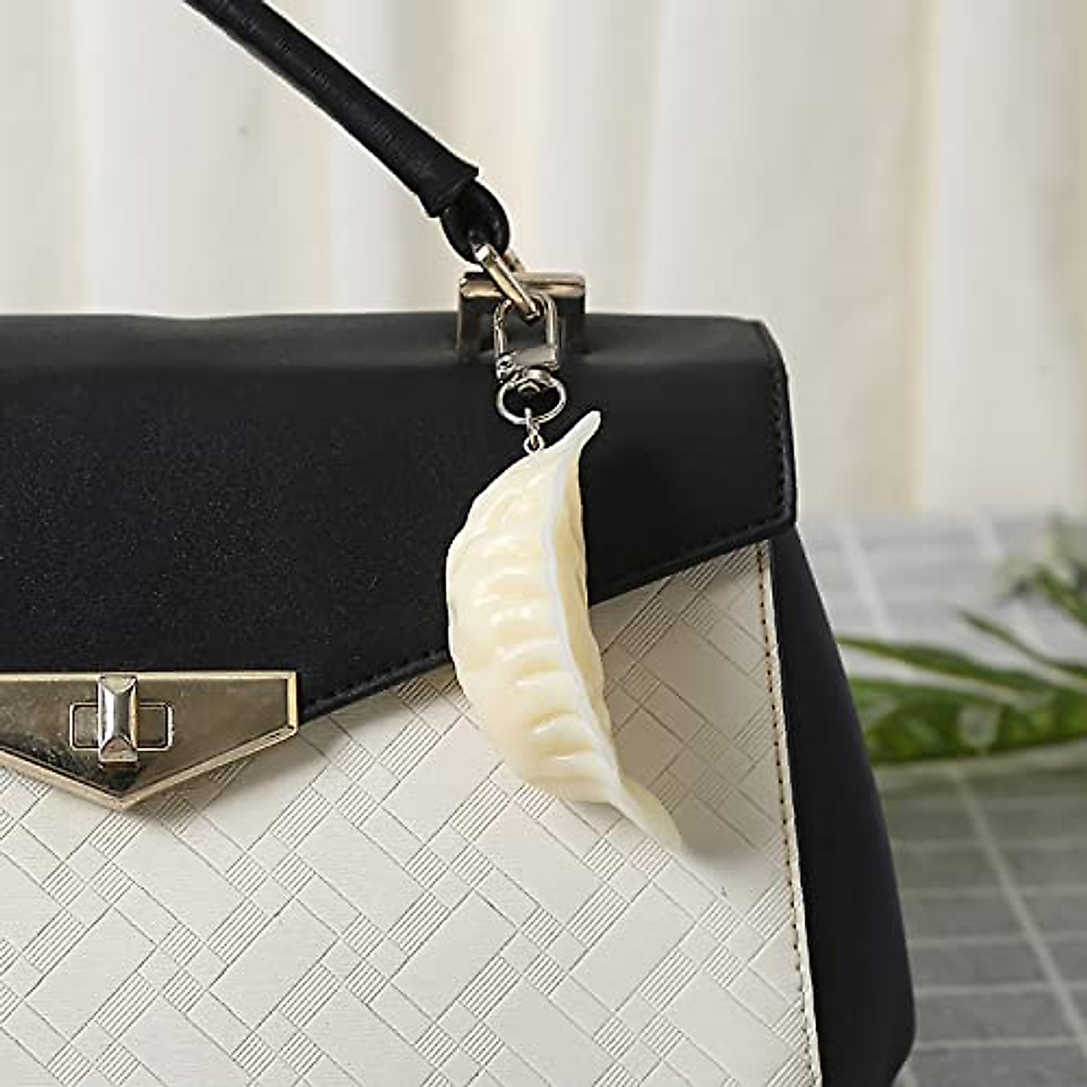 Graywhsky Simulation of Large Dumplings Keychain PVC Plastic Dumplings Alloy Door Clasp Pendant Fun Food Ornaments Props Stained Glass Window Hangings Flowers (White, A)