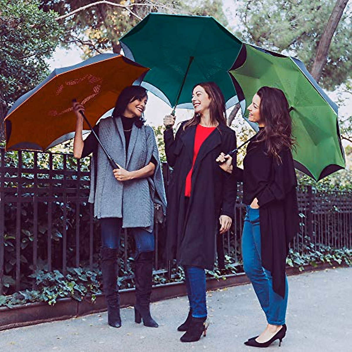 StrombergBrand Inversa Umbrella (Reversible Umbrella), Double Layer Large Windproof, Waterproof & Lightweight Inverted Umbrella For Women and Men, Self Standing Umbrella Reverse Close - Teal Blue