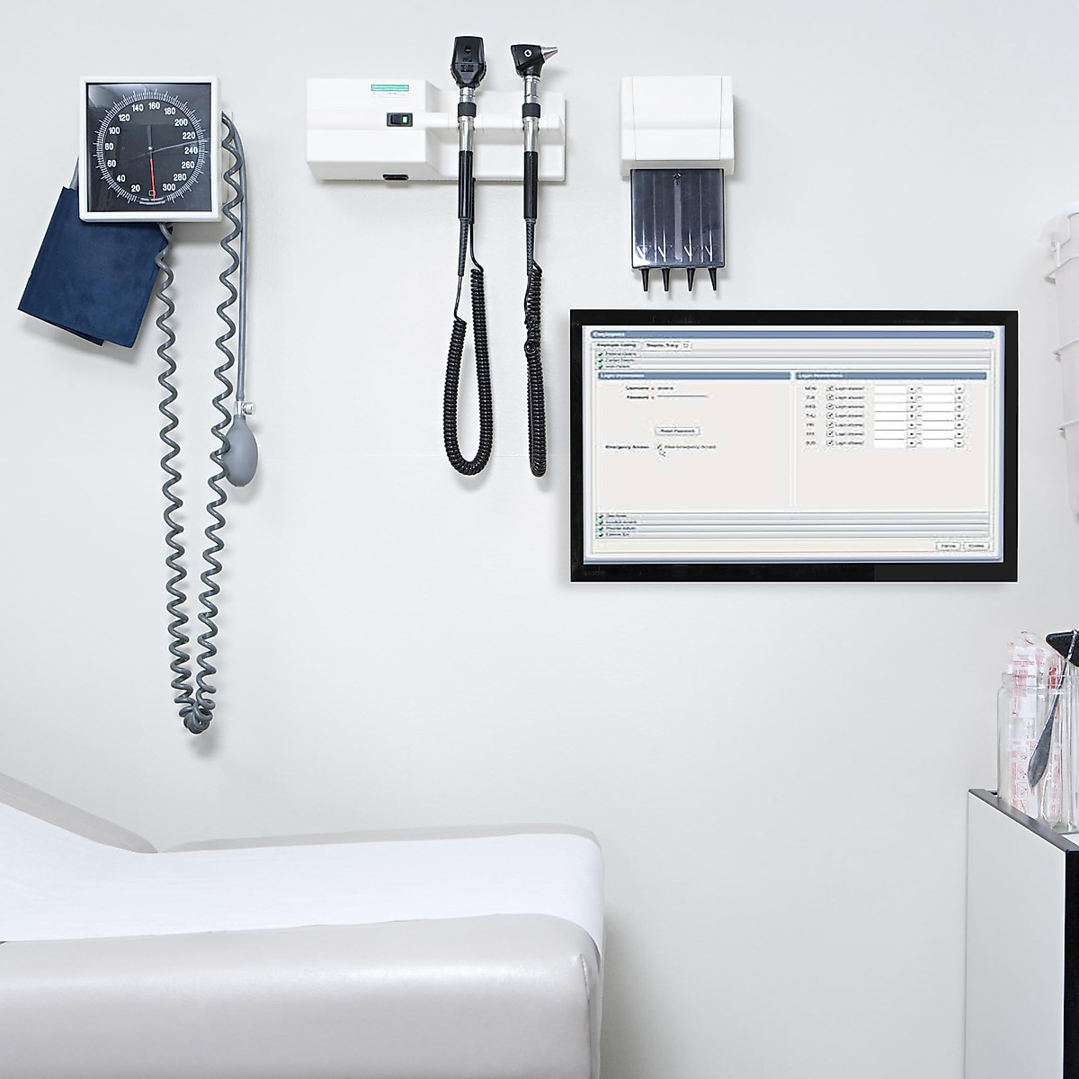 VIVO Height Adjustable 17 to 32 inch Single Monitor Articulating Wall Mount for Standing Workstations, Fits 1 Screen with Max VESA 100x100mm, Black, MOUNT-VW01A