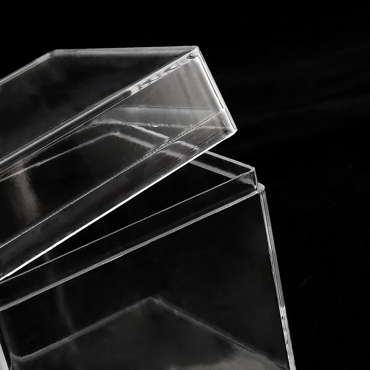 MUKLEI 45 Pack Plastic Square Cube, 2 × 2 × 2 Inches Clear Candy Cubes with Separate Lid, Mini Clear Container for Cosmetics, Bead, Makeup, Jewelry, Candy, Party Favor