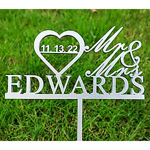 Personalized Wedding Cake Toppers, Customize Wedding Date And Last Name, Bride & Groom,Mr& Mrs Cake Topper,Wedding Favors,Cake Topper,Wedding Decorations For Reception,Wedding Cake Toppers (Wood)