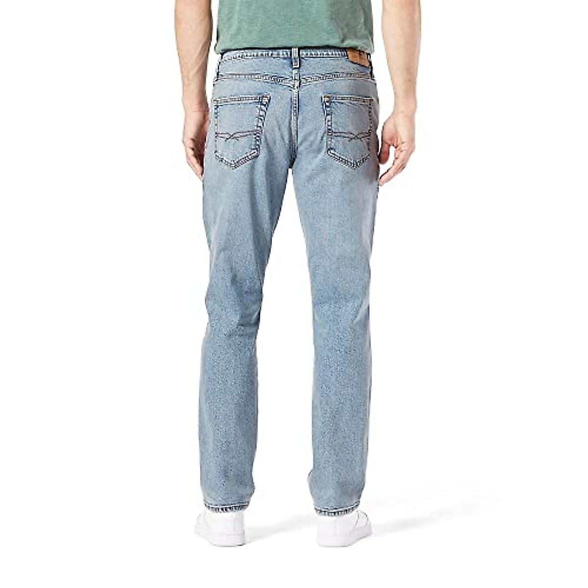 Signature by Levi Strauss & Co. Gold Men's Athletic Fit Jean, Isle, 32Wx32L