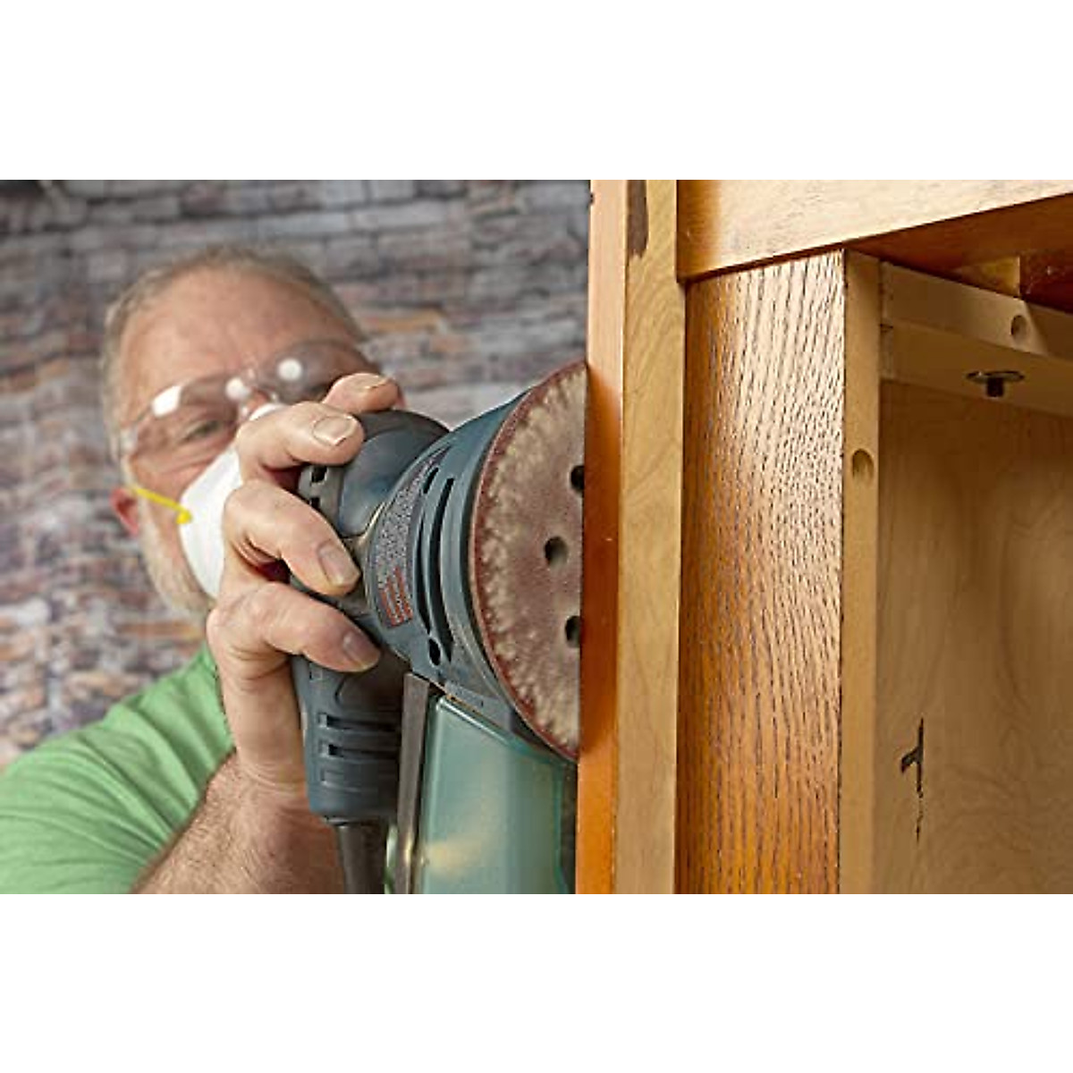 Gator 5" Random Orbit Hook & Loop Red Resin Aluminum Oxide Sanding Discs, 8-Hole, 120 Grit, 50 Pack