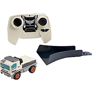 Hot Wheels Rc Disney and Pixar Lightyear Buzz's Truck, 1:64 Scale Remote-Control Toy Truck Inspired by the Movie