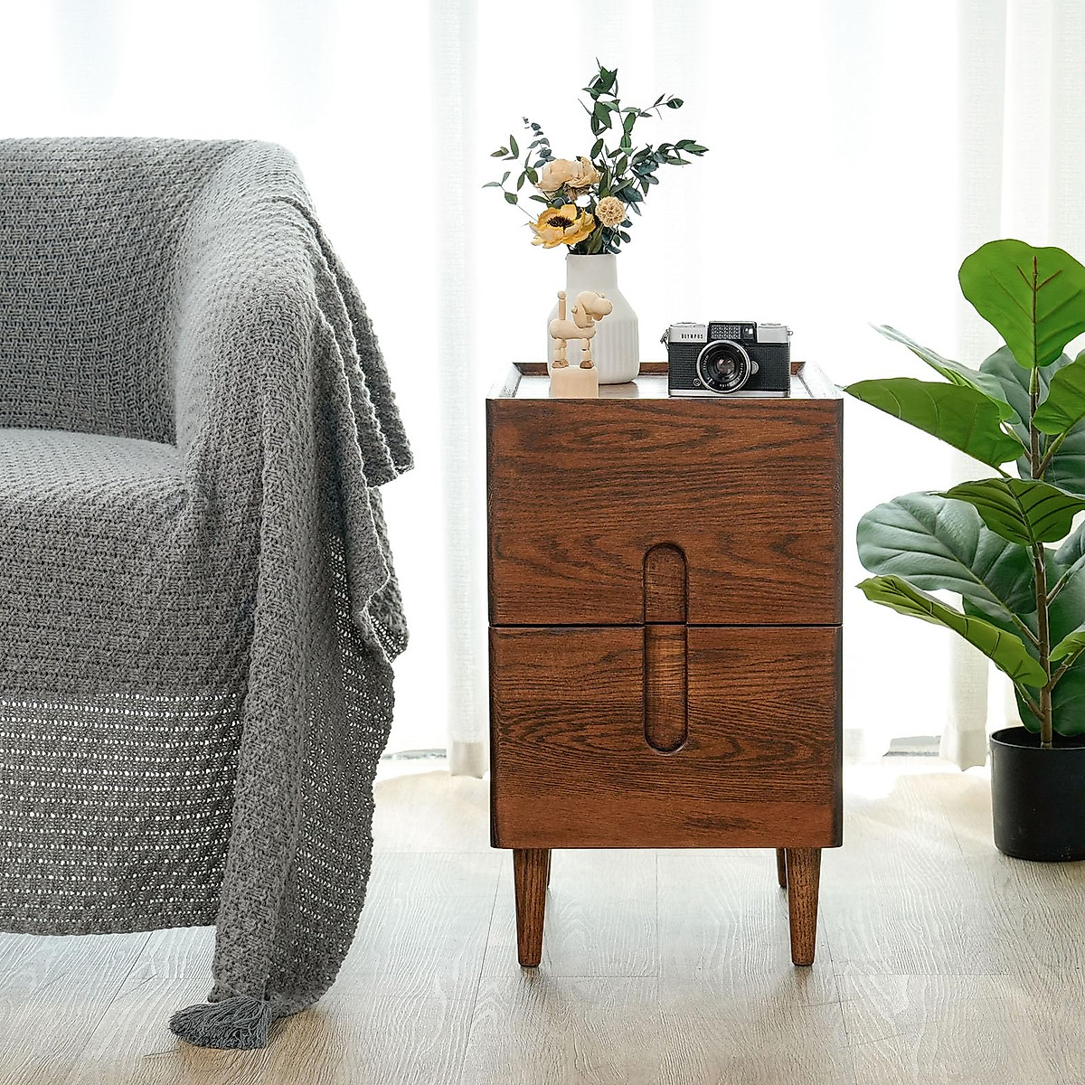 Cttasty Mid Century Modern Nightstand, Solid Wood Night Table, Minimalist Nightstand, Side Table for Bedroom, 2-Drawer Bedside Tables, Narrow Oak End Table Easy Installation (Walnut, 11.81inches)