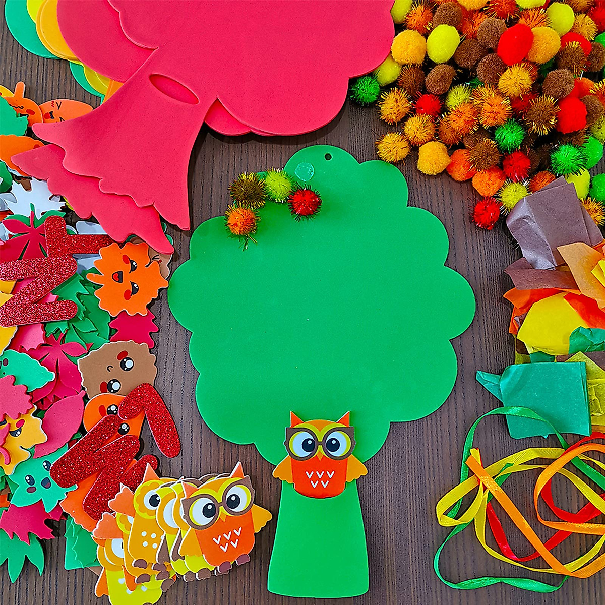 Winlyn 8 Sets Fall Crafts Kits Kids Fall Crafts Bulk Thanksgiving Crafts DIY Thankful Tree Art Sets Autumn Leaf Foam Stickers Pom-Poms Arts and Crafts for Kids Holiday School Classroom Activities